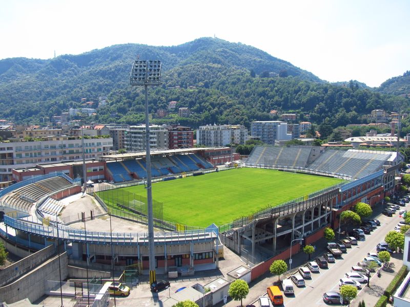 Stadio Giuseppe Sinigaglia - Fußballstadion in Como, Italien