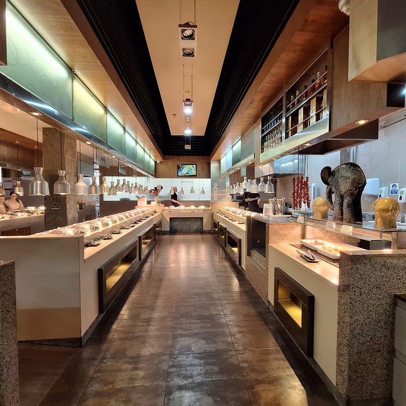 COSMO All You Can Eat World Buffet Restaurant - Restaurante buffet ...