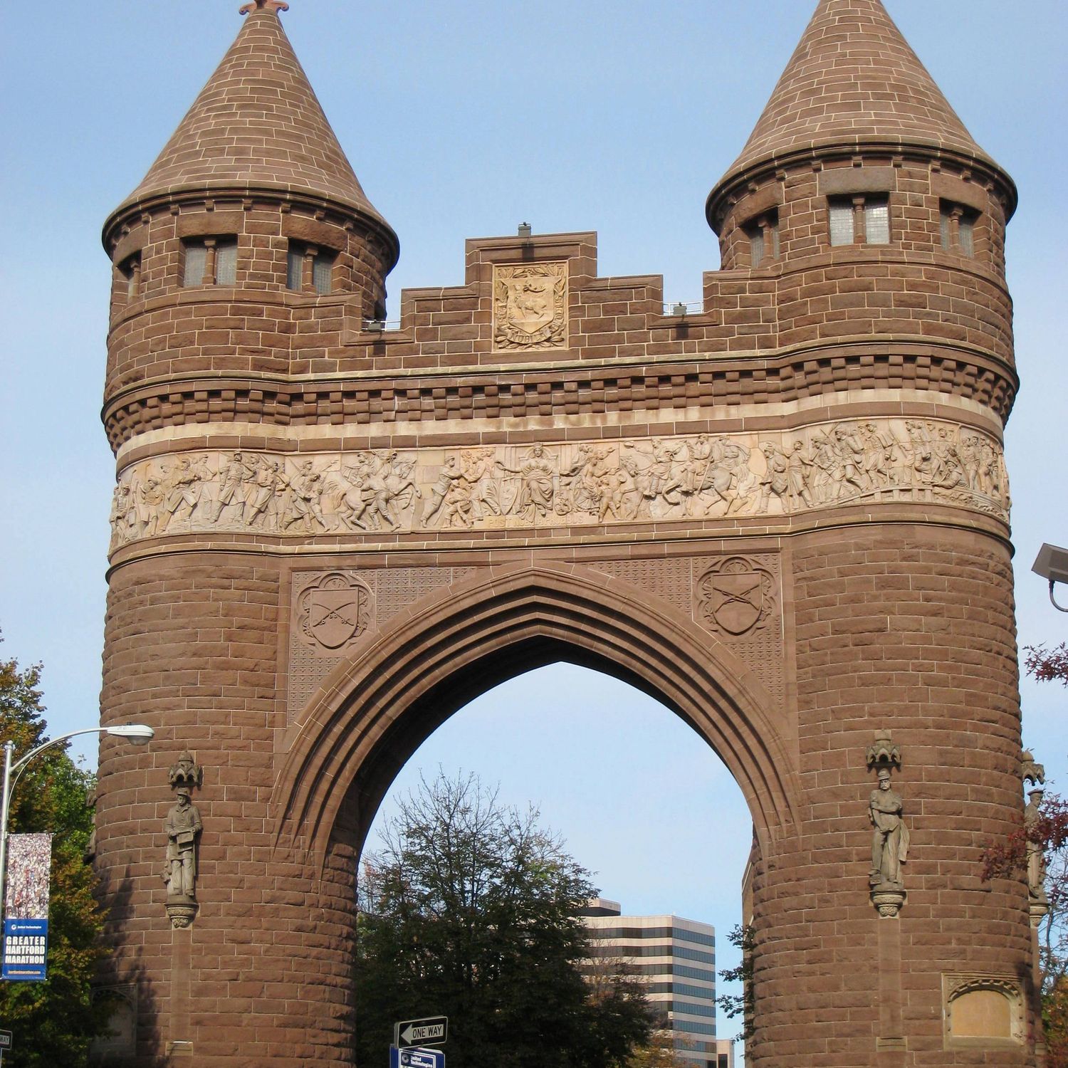 Soldiers and Sailors Memorial Arch - Memorial arch in Bushnell Park ...