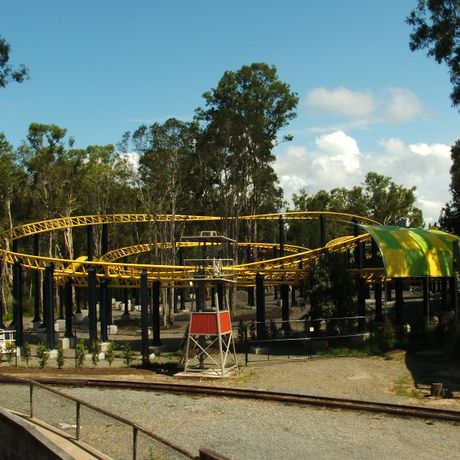 The Giant Drop - Drop tower at Dreamworld theme park, Gold Coast ...