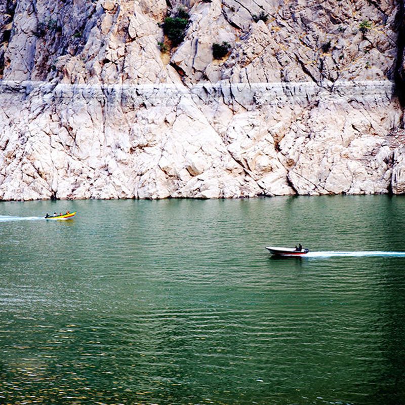 Daryan Dam - Hydroelectric power station in Paveh County, Iran